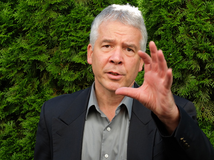 Amazon.co.uk: Roy Jackaman: books, biography, latest update