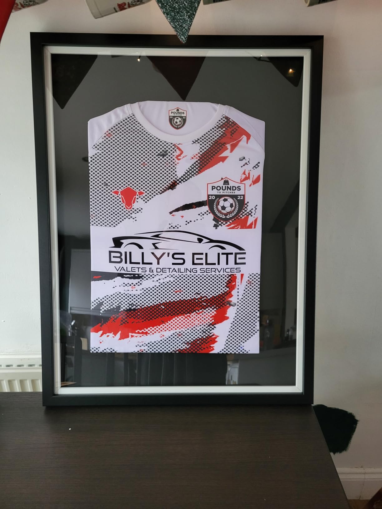 Vivarti DIY Adult Sports Shirt Display Frame for Football Shirt, Rugby ...