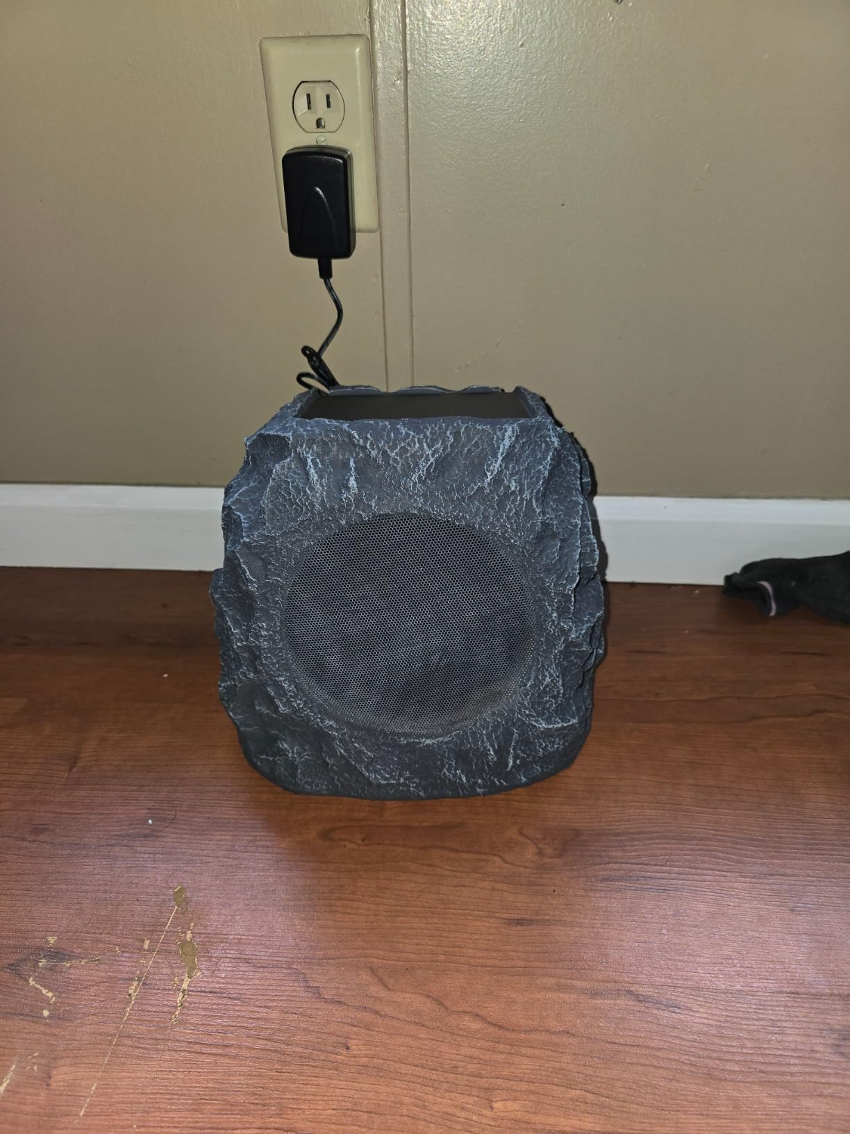 Amazon.com: BolaButty Wireless Outdoor Rock Bluetooth Speaker ...
