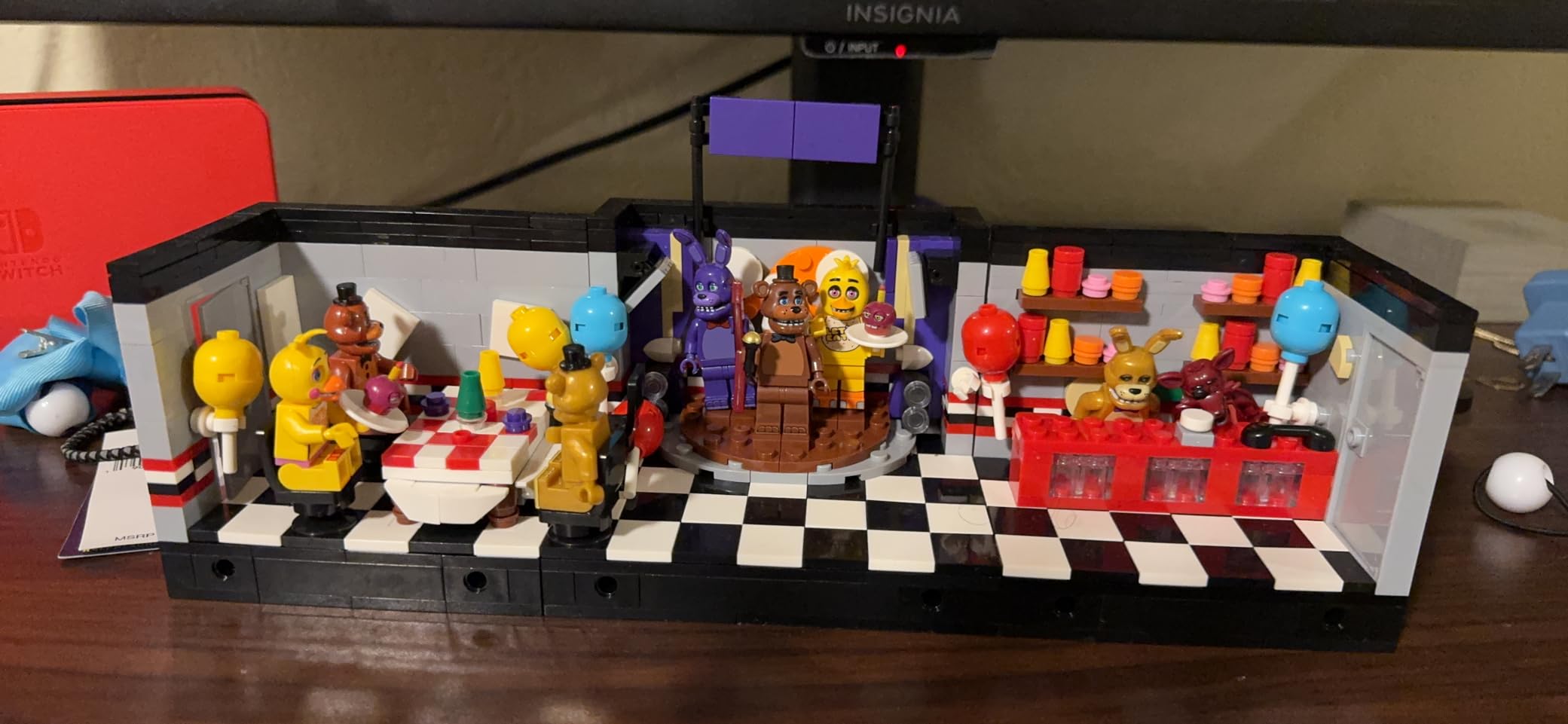 Amazon.com: MOOXI-MOC FNAF Room Building Set,Creative Cute Building ...