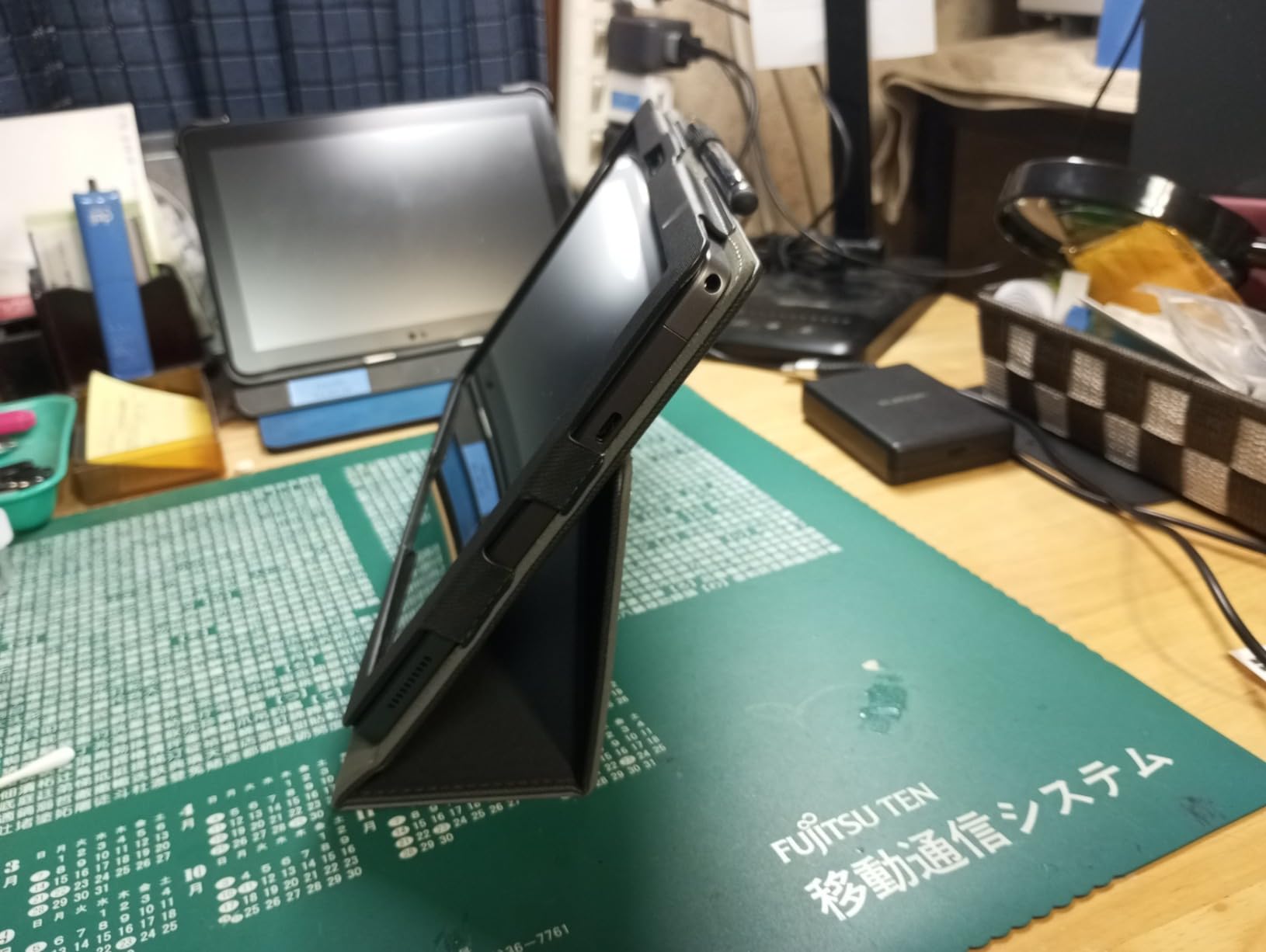 Amazon.co.jp: LUCA Tablet TM102M4N2-B/LUCA Tablet TM102M4N1-B 用 ケース ...