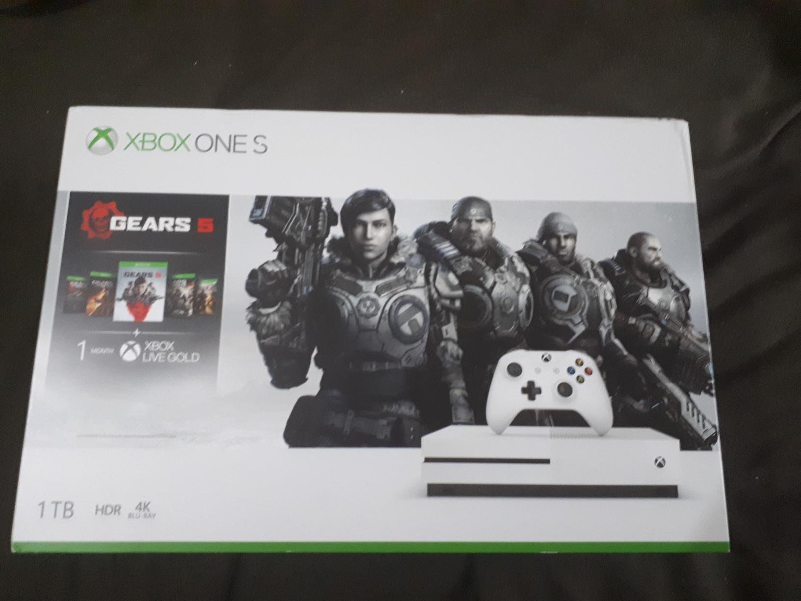 Microsoft Xbox One X 1TB Console - Gears 5 Limited Edition Bundle ...