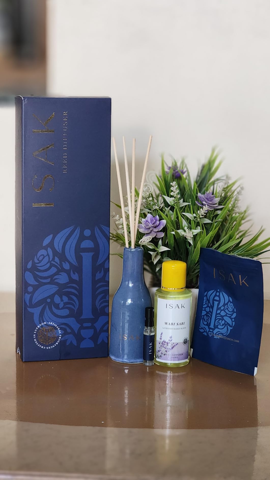 Isak Fragrances Wabi-Sabi Reed Diffuser Set (Lavender Fragrance) with ...