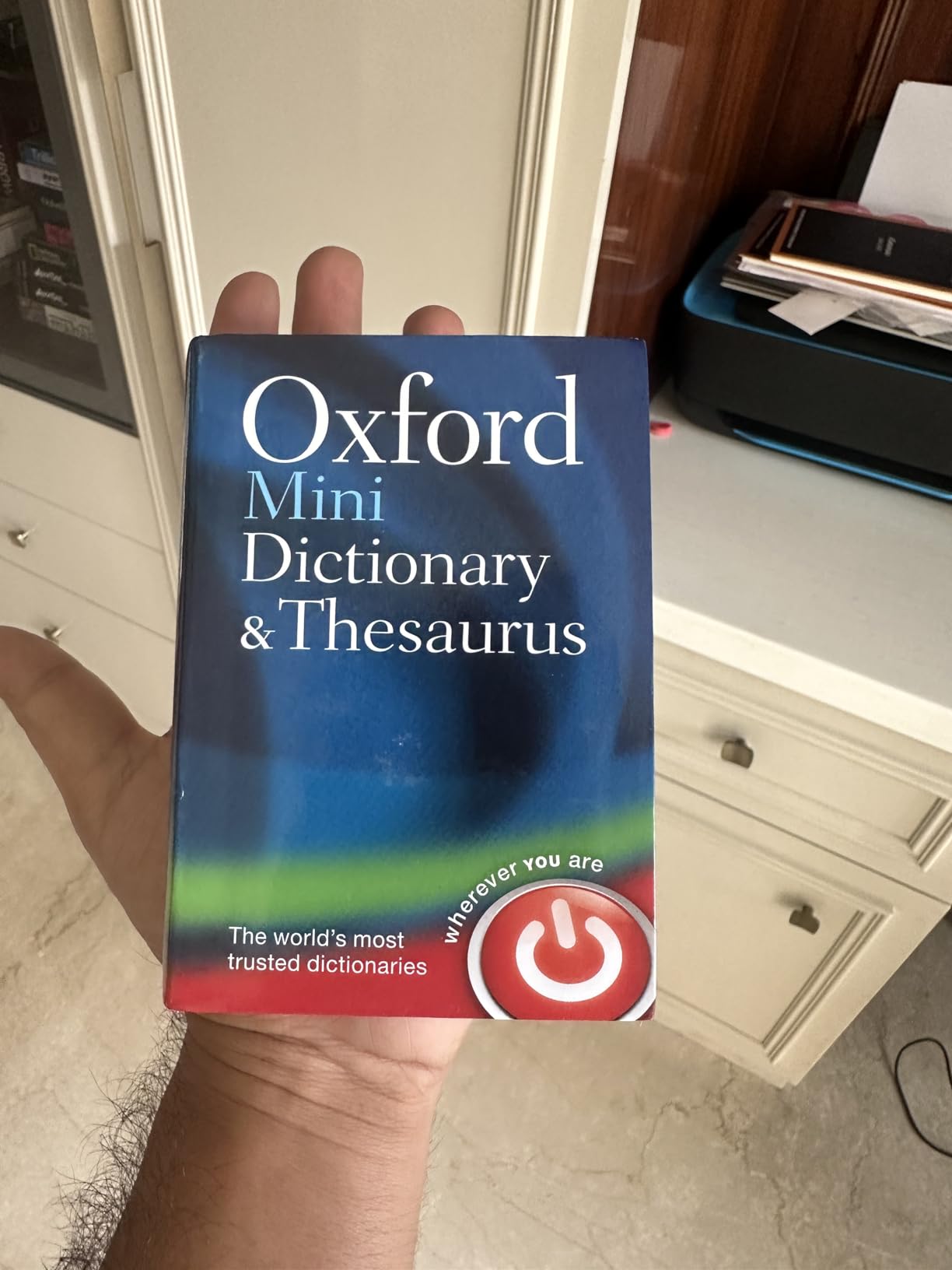 Oxford Mini Dictionary and Thesaurus 2nd Edition : Oxford Dictionaries ...