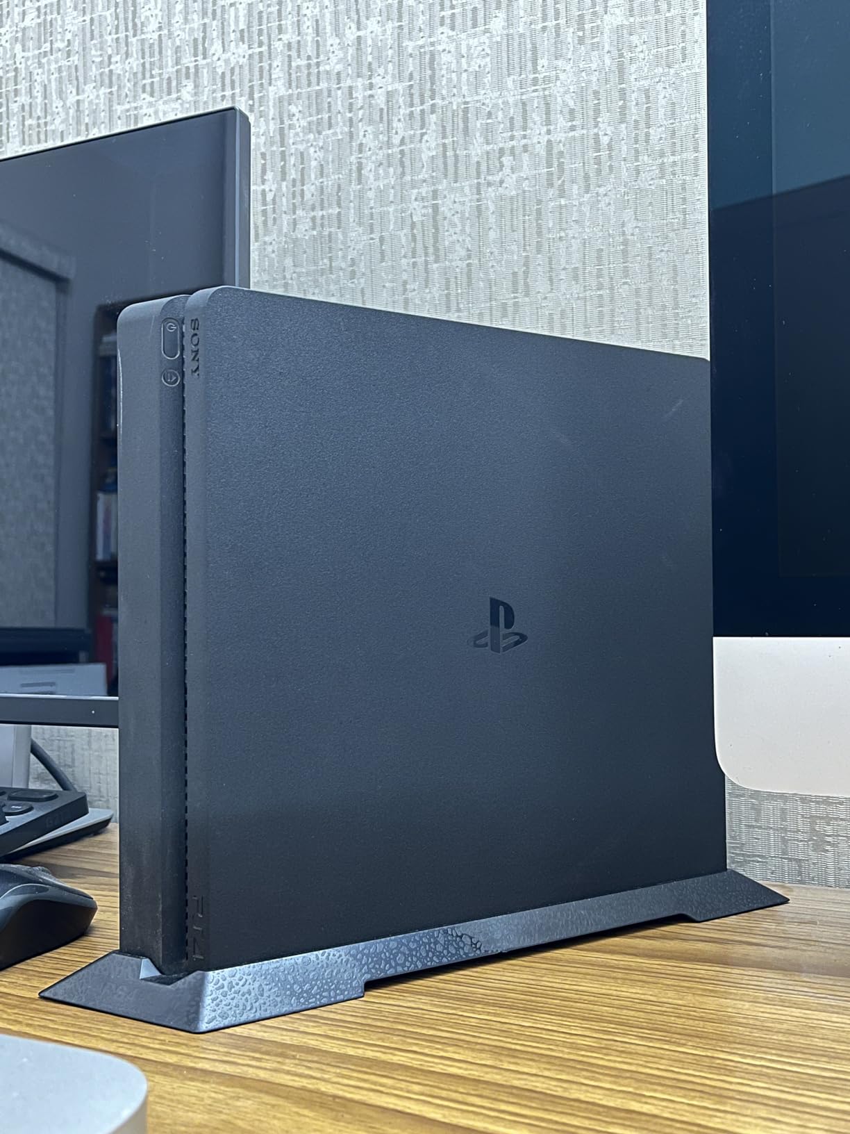 PSS Vertical Stand for PS4 Slim, Built-in Cooling Vents and Non-Slip ...