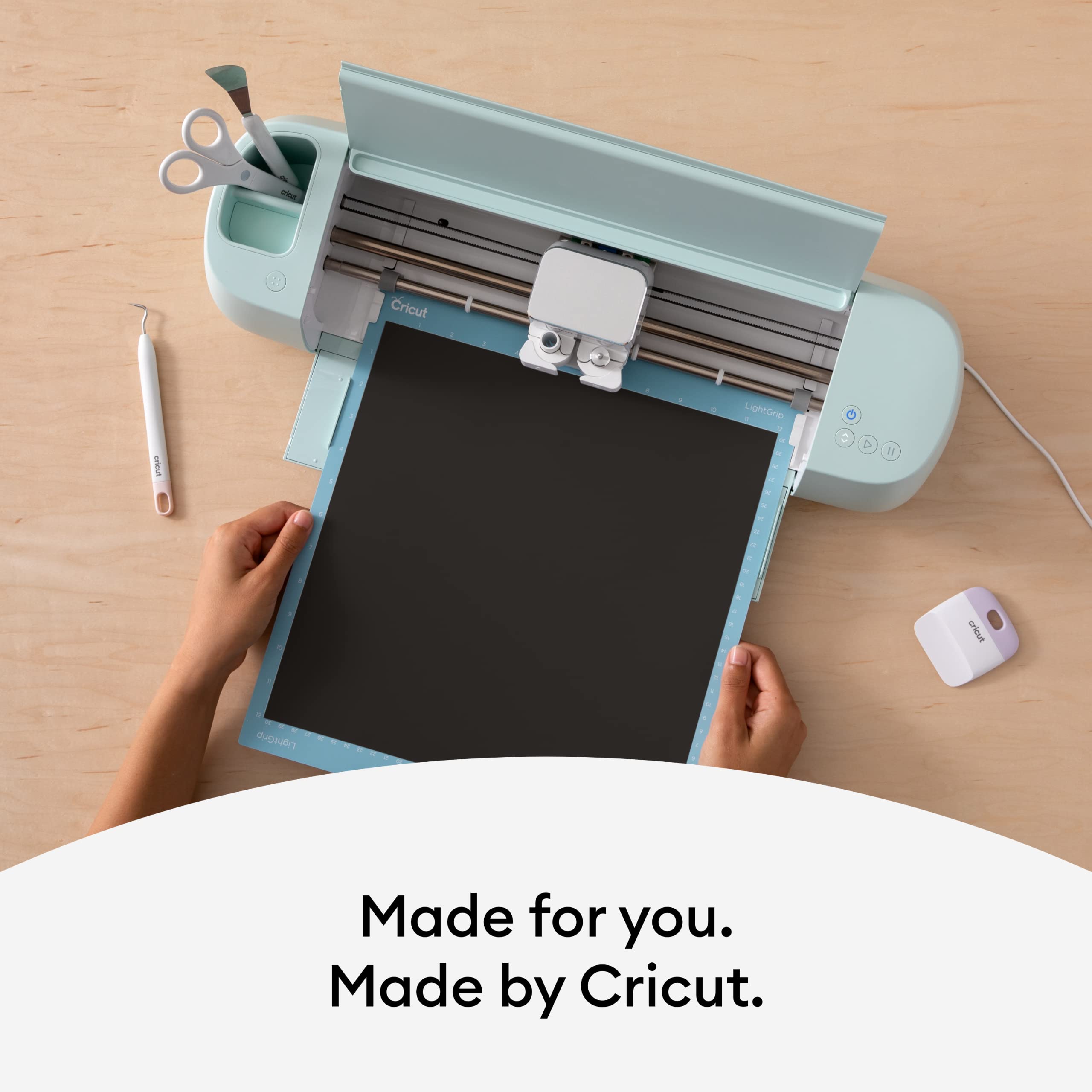Snapklik.com : Cricut Everyday Iron On - 12” X 12ft - HTV Vinyl For T ...