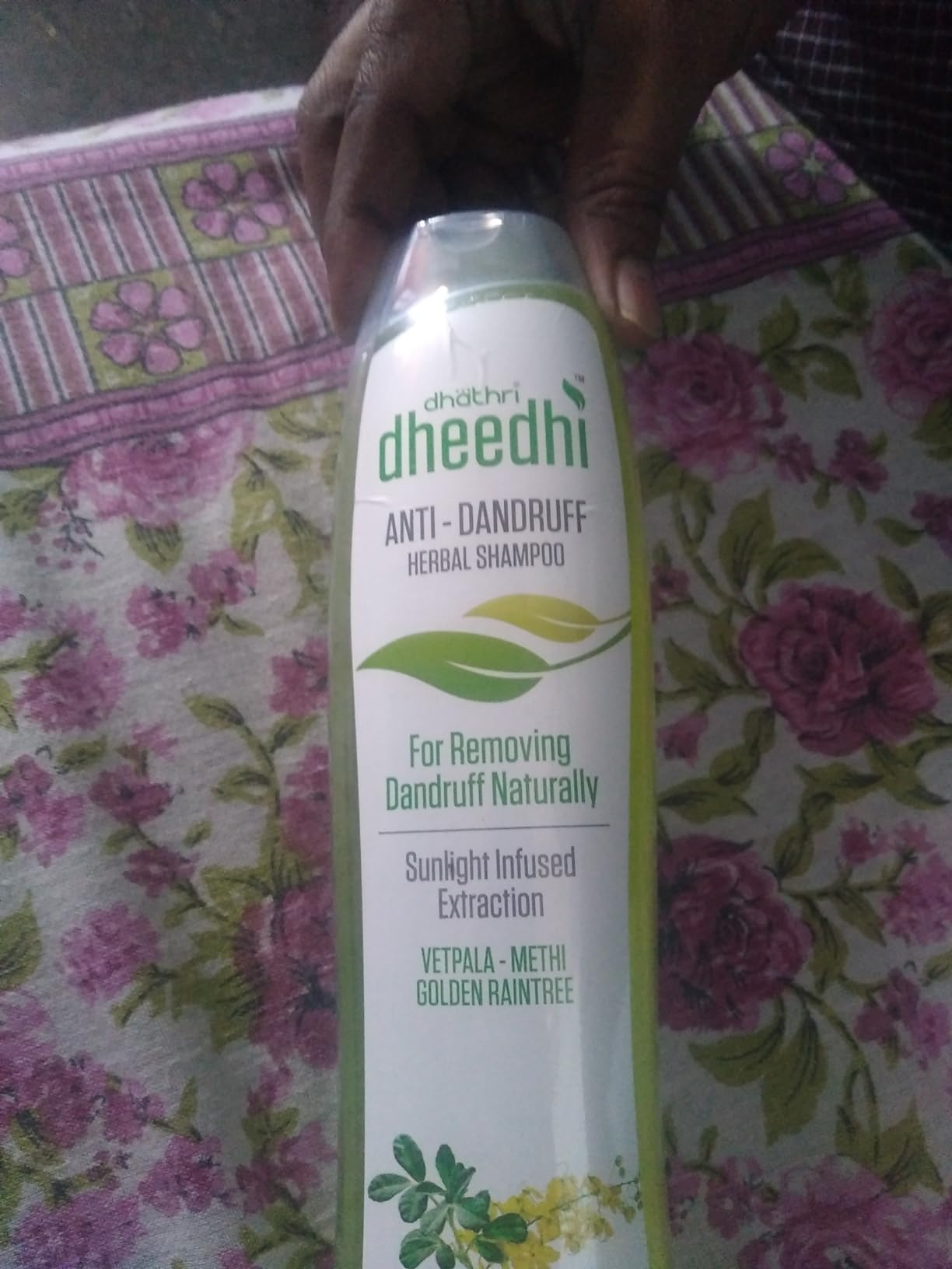Buy Dhathri Dheedhi Anti Dandruff Shampoo - 400ml, Shampoo for Dandruff ...