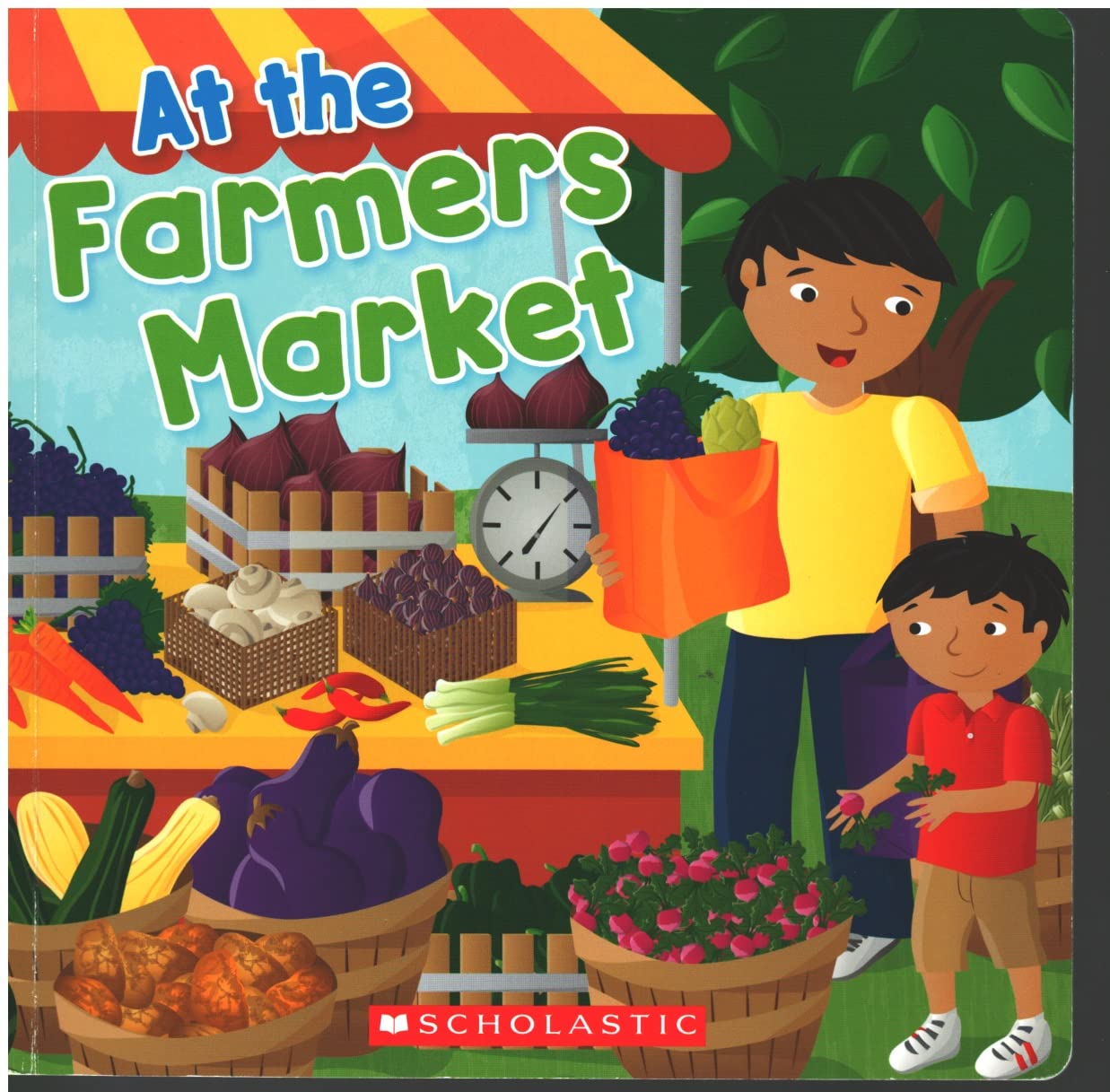 At the Farmers Market: 9780545619028: Amazon.com: Books