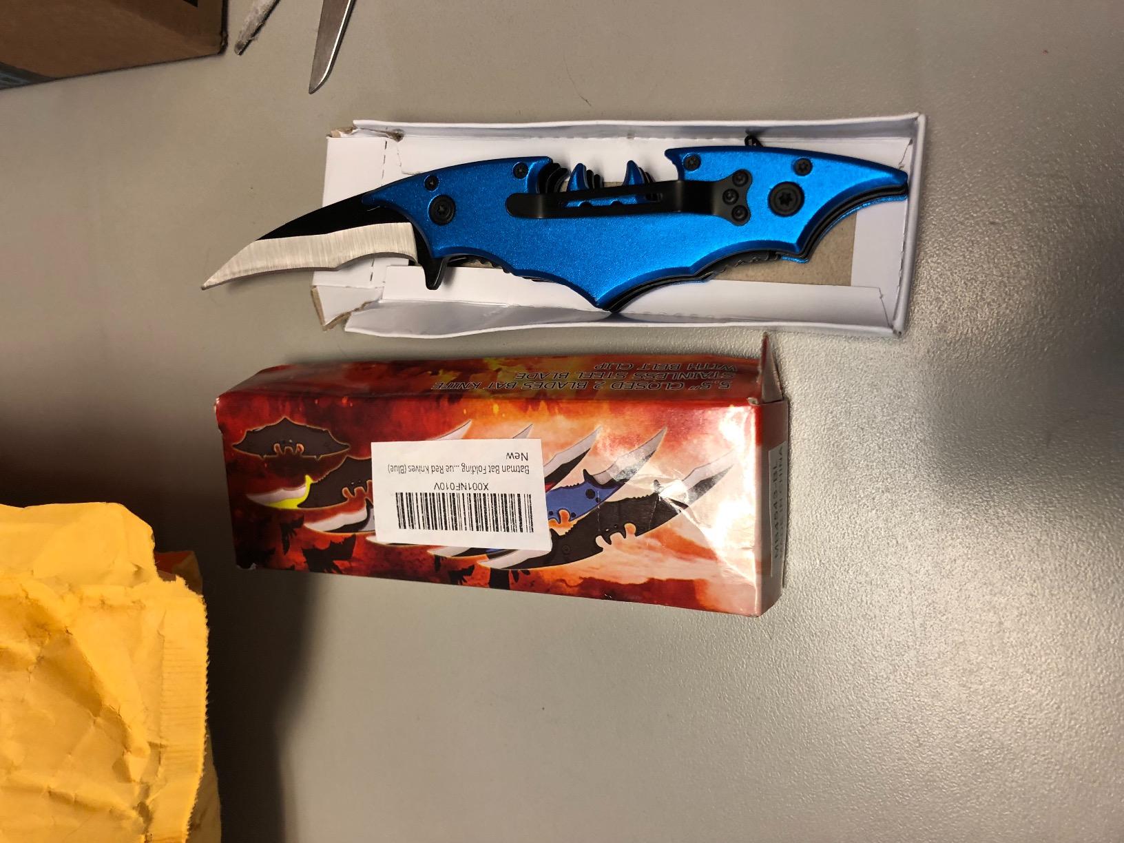 Amazon.com : BATMAN Bat Folding Dual Twin Double Blade Spring Assisted ...