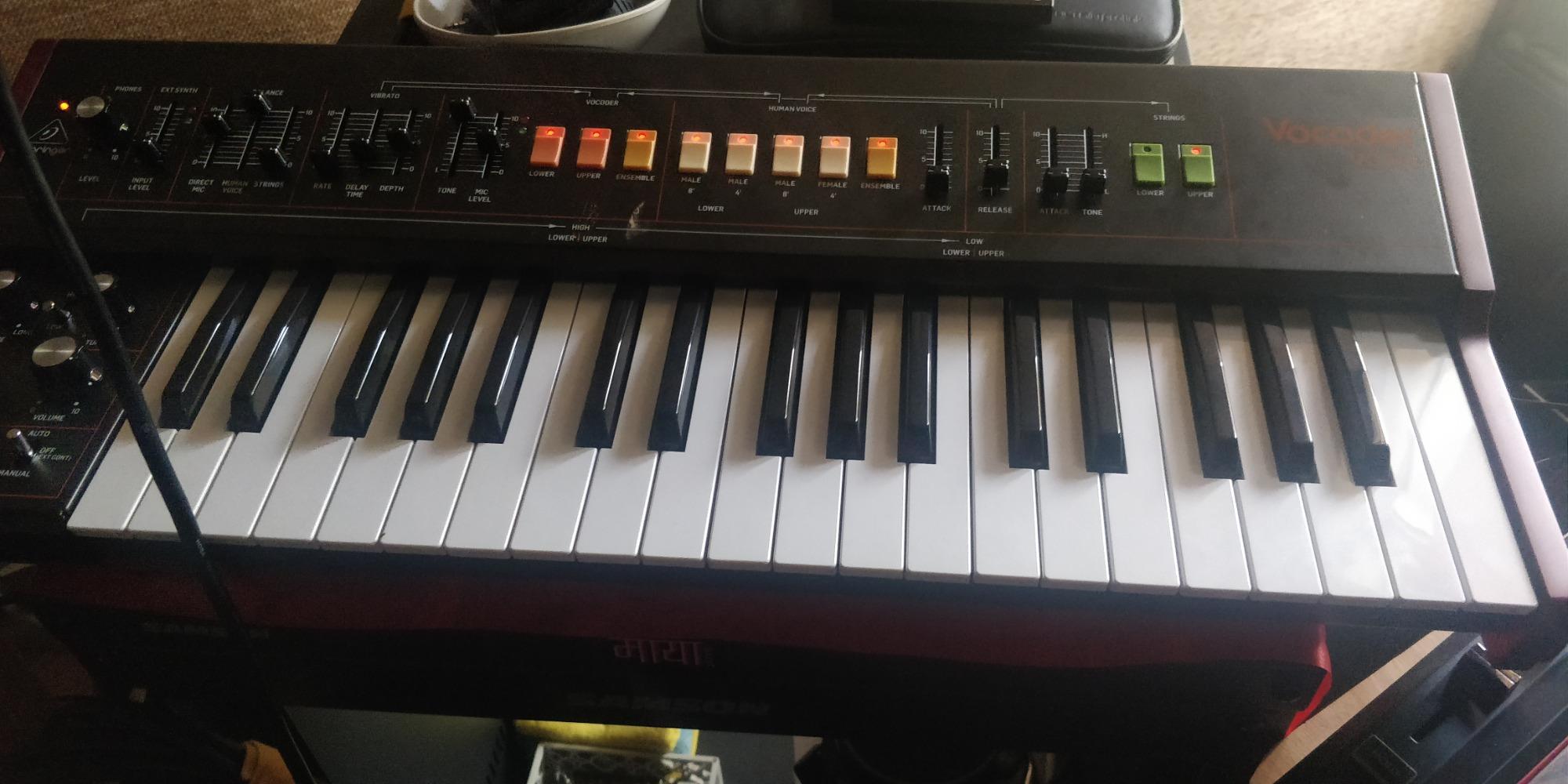 Behringer Vocoder VC340 Synthesizer : Amazon.in: Musical Instruments