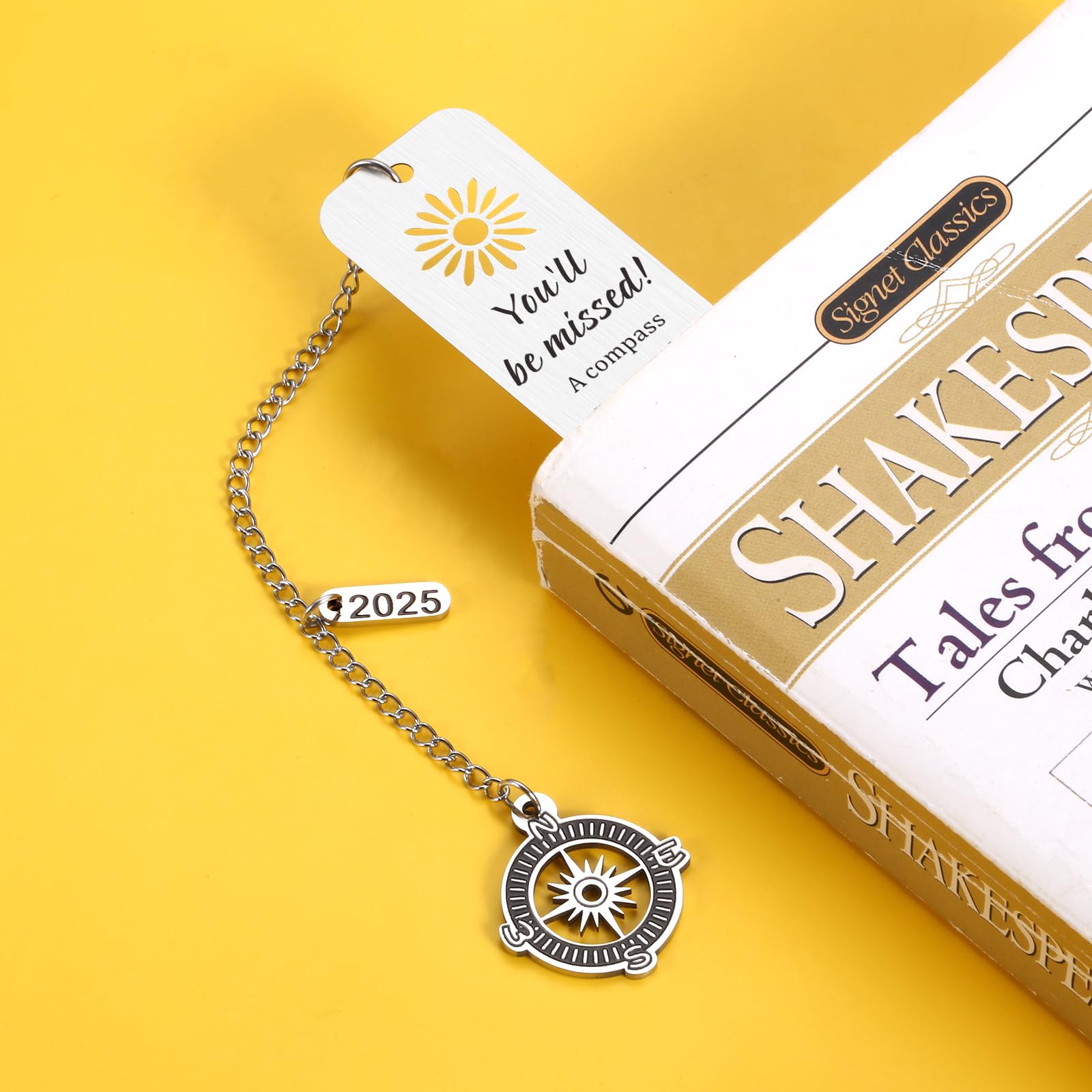 Snapklik.com : Retirement Gift For Women Men 2025 Retirement Coworker ...