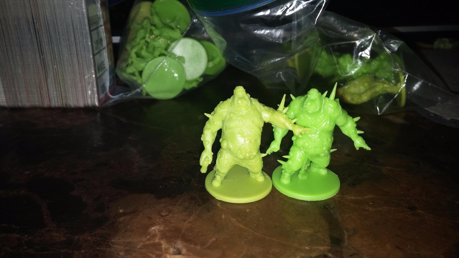Amazon.com: CMON Zombicide: Box of Zombies – Set #2: Toxic Crowd ...
