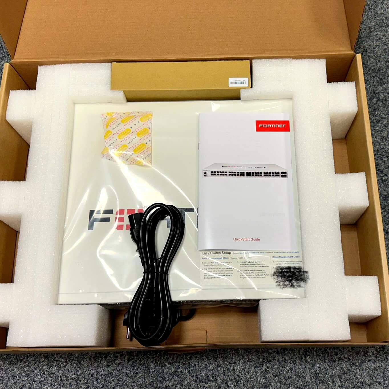 Amazon.com: FS-248E-FPOE - FortiSwitch 248E-FPOE - Switch - L3 ...