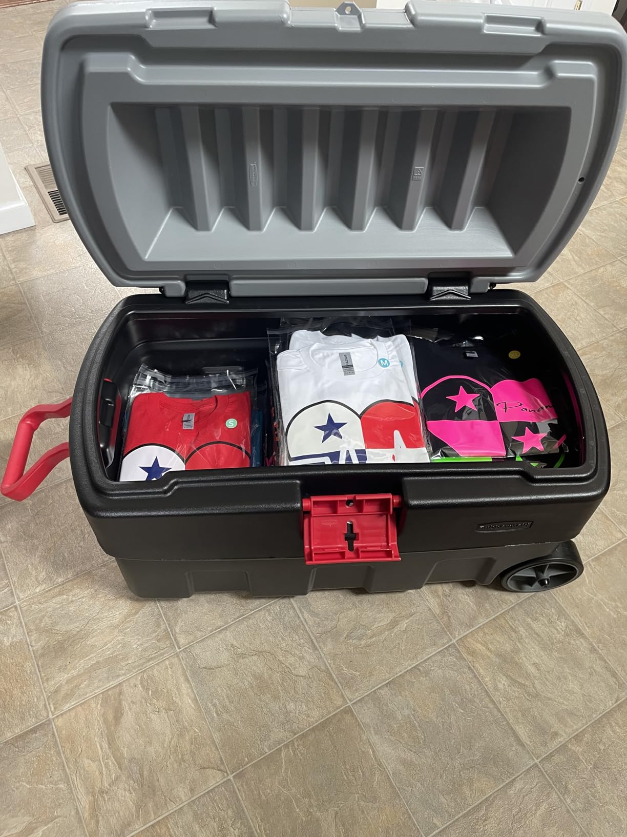 $19/mo - Finance Rubbermaid ActionPacker 35 Gal Wheeled Lockable ...