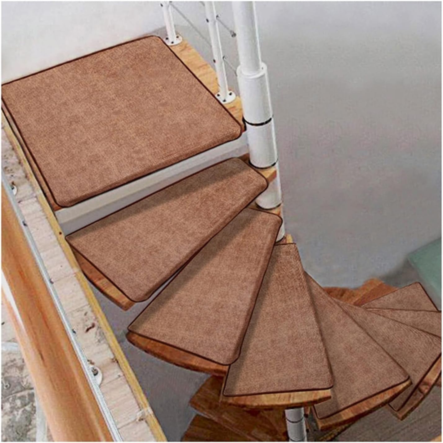Amazon.com: GLUNT Staircase Carpet Self-Adhesive Stair Treads Mats Pad ...
