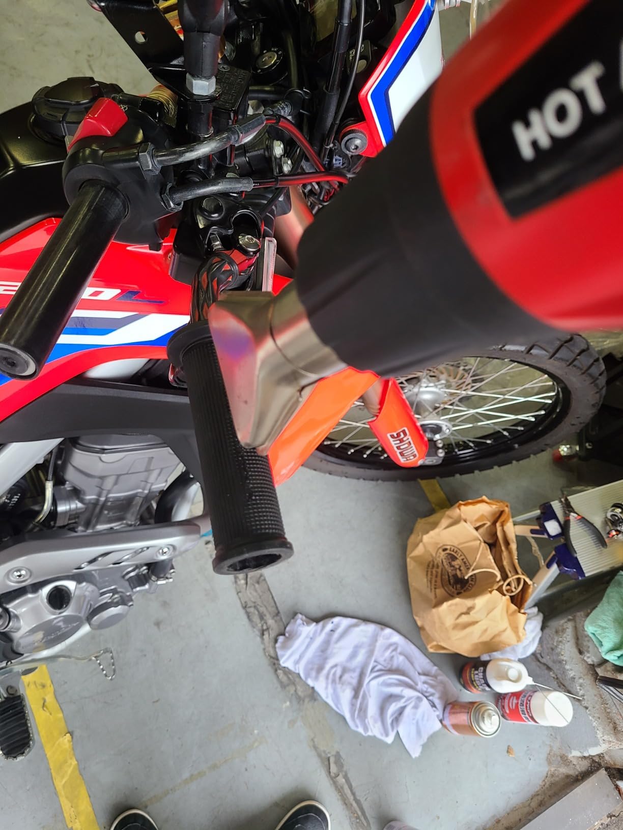 Amazon.co.jp: DECI 車のゴム修理タイヤ接着剤 50ml/100ml サイドウォール タイヤ修理用接着剤 ゴム 黒い瞬間接着剤 ...