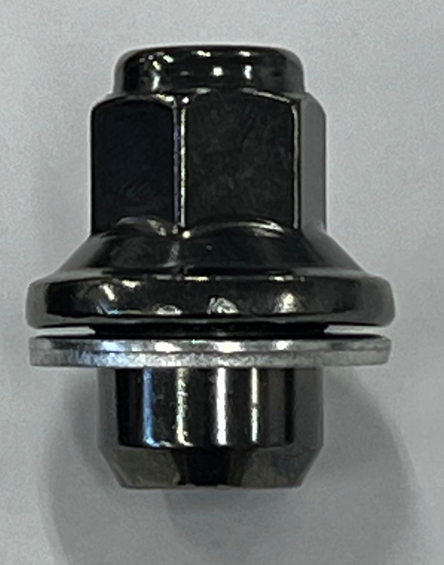 Amazon | TOYOTA (トヨタ) 純正部品 ホイールナット M14P1.5 平座 ダークスモークメッキ 90942-01122 ...