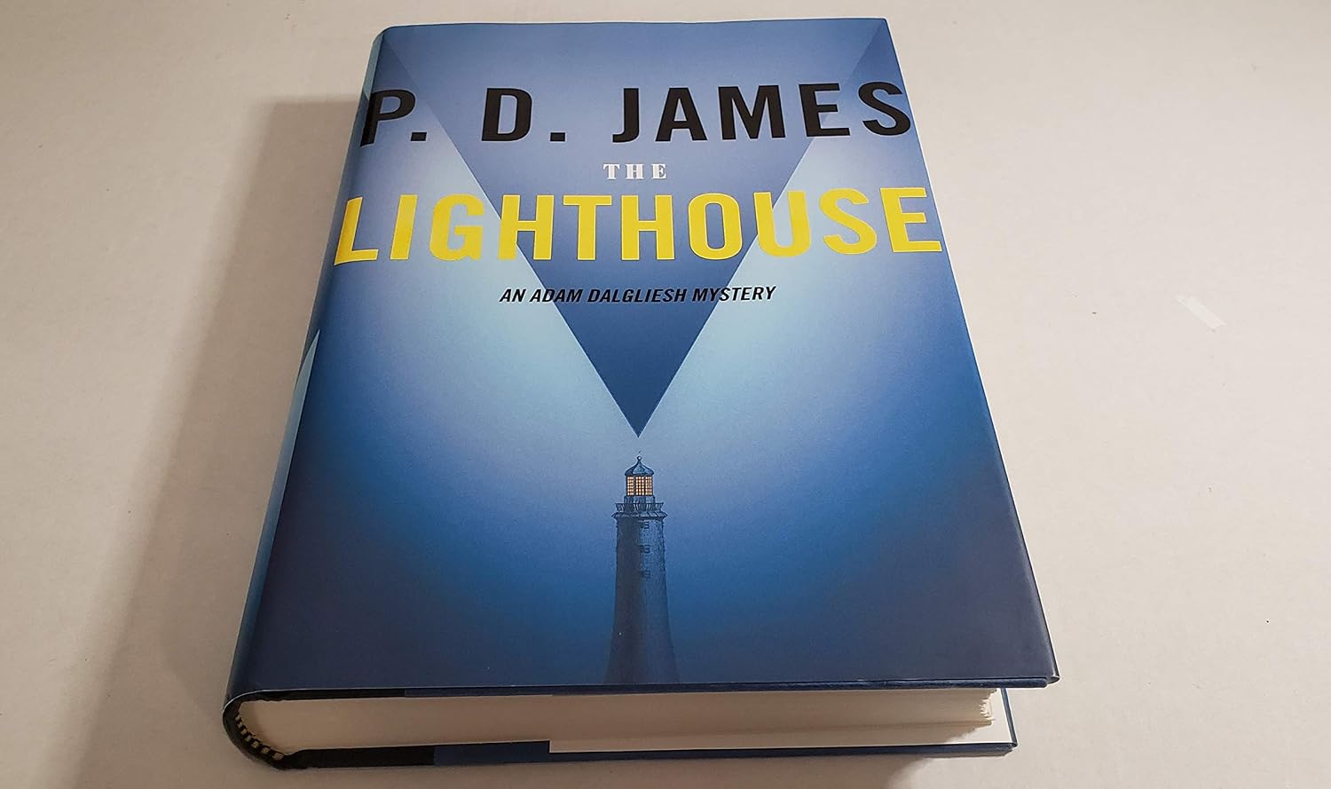 The Lighthouse, No. 13 (Adam Dalgliesh mysteries): P. D. James ...