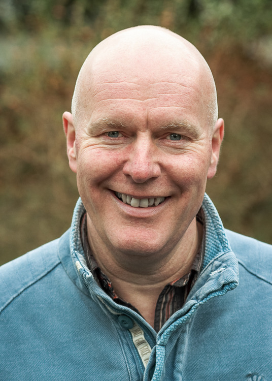 Amazon.co.uk: Eric Barker: books, biography, latest update