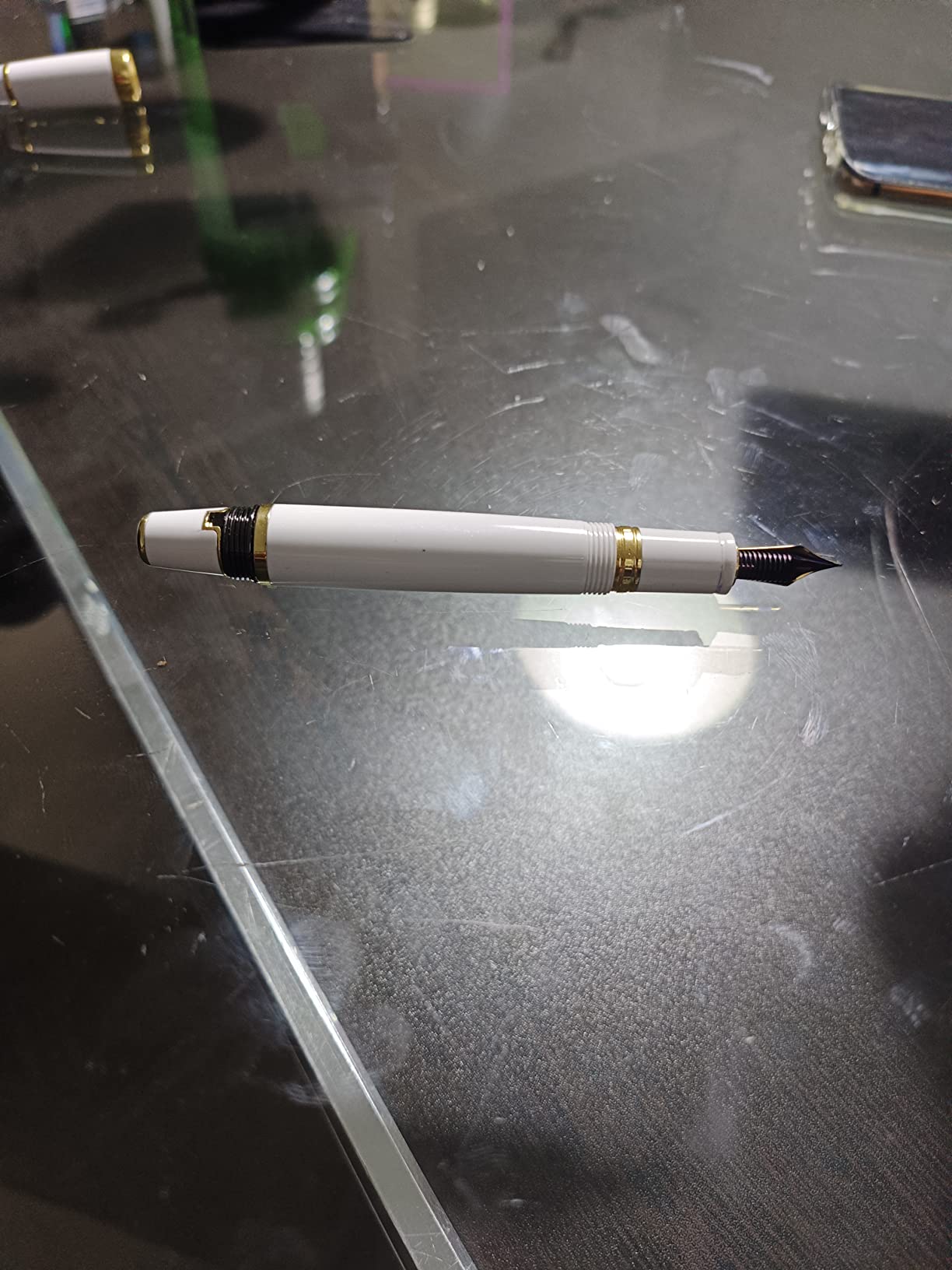 Moonman X1 Retractable Fountain Pen White Resin, Iridium Extra Fine Nib ...