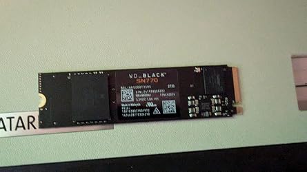 WD_BLACK SN770 1TB PCIe Gen4 NVMe SSD, with up to 5,150 MB/s read speed ...