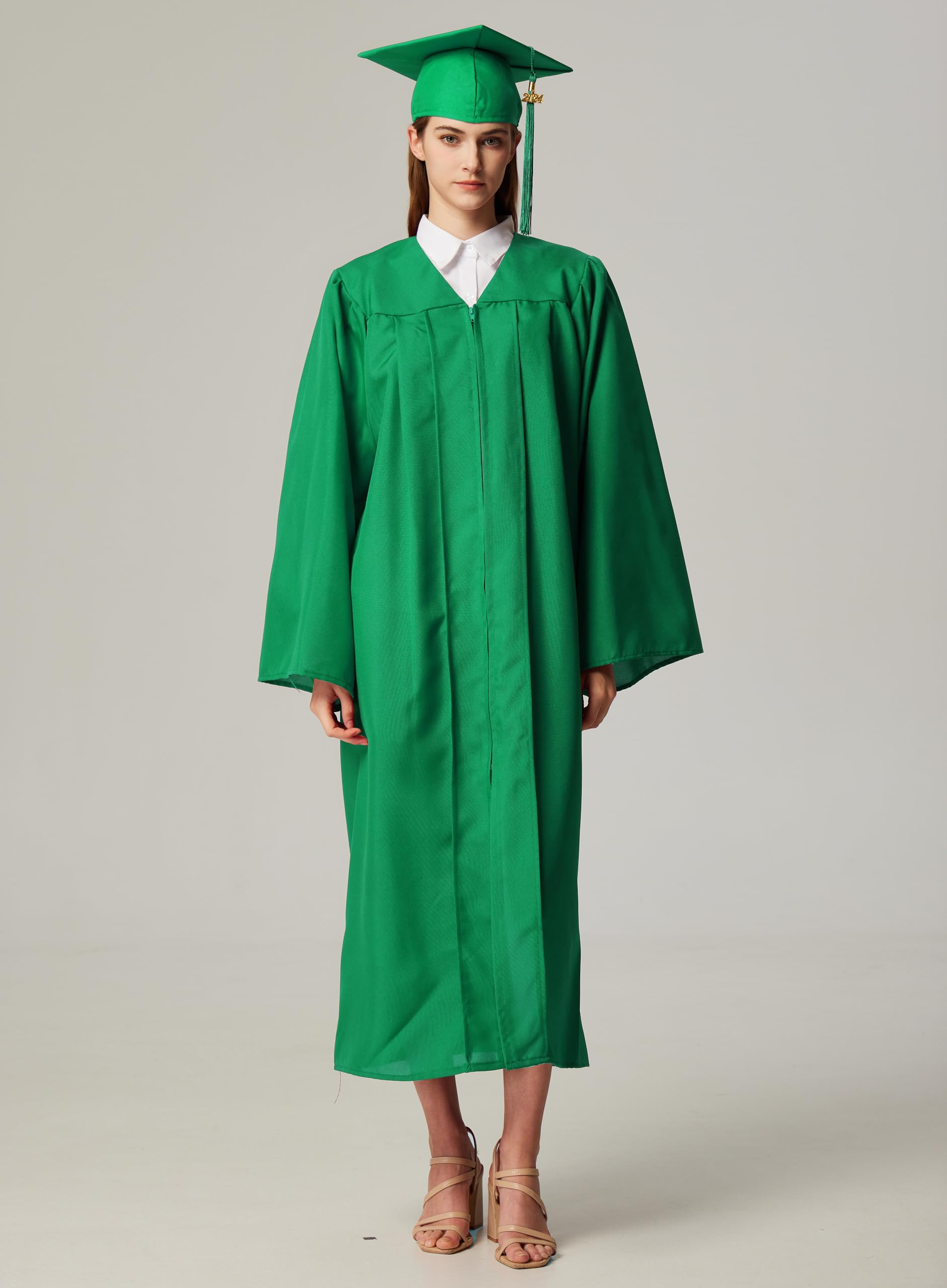 Snapklik.com : MyGradDay Unisex Matte Graduation Cap And Gown 2024 ...