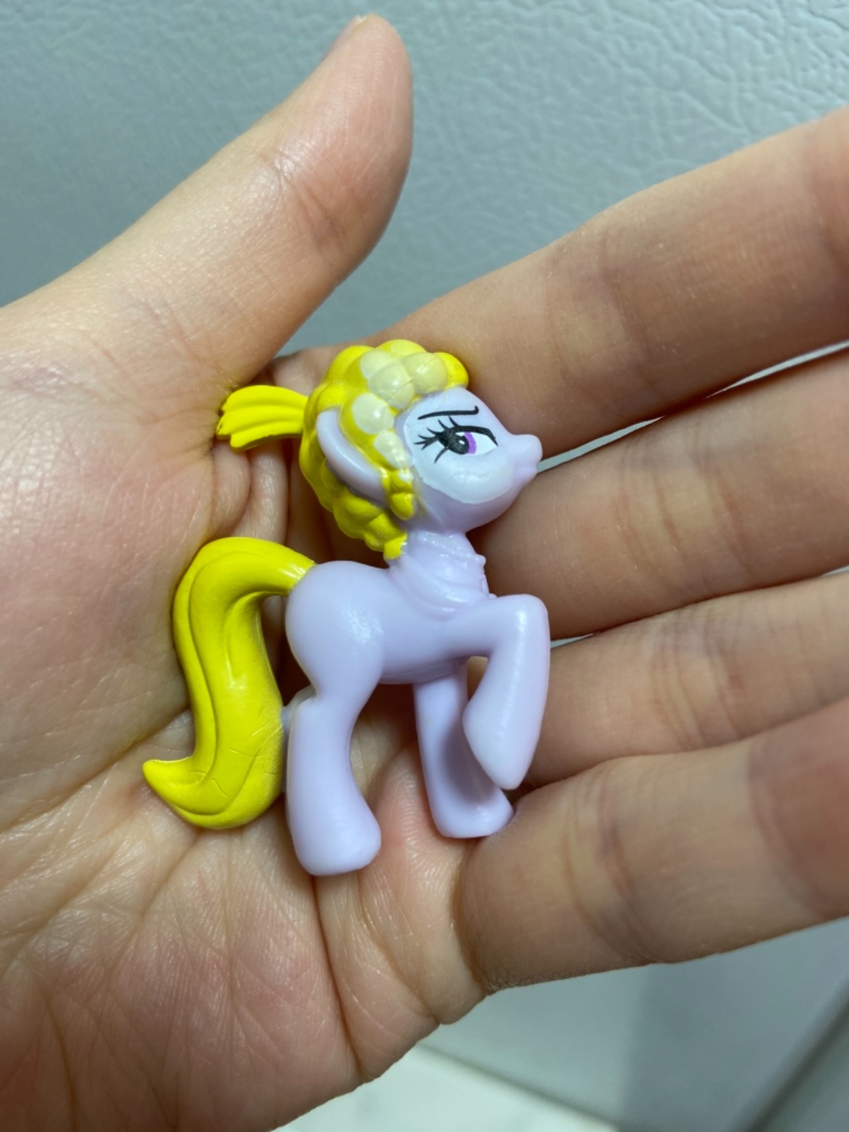 Amazon.com: My Little Pony Friendship is Magic Collection Blind Bag ...