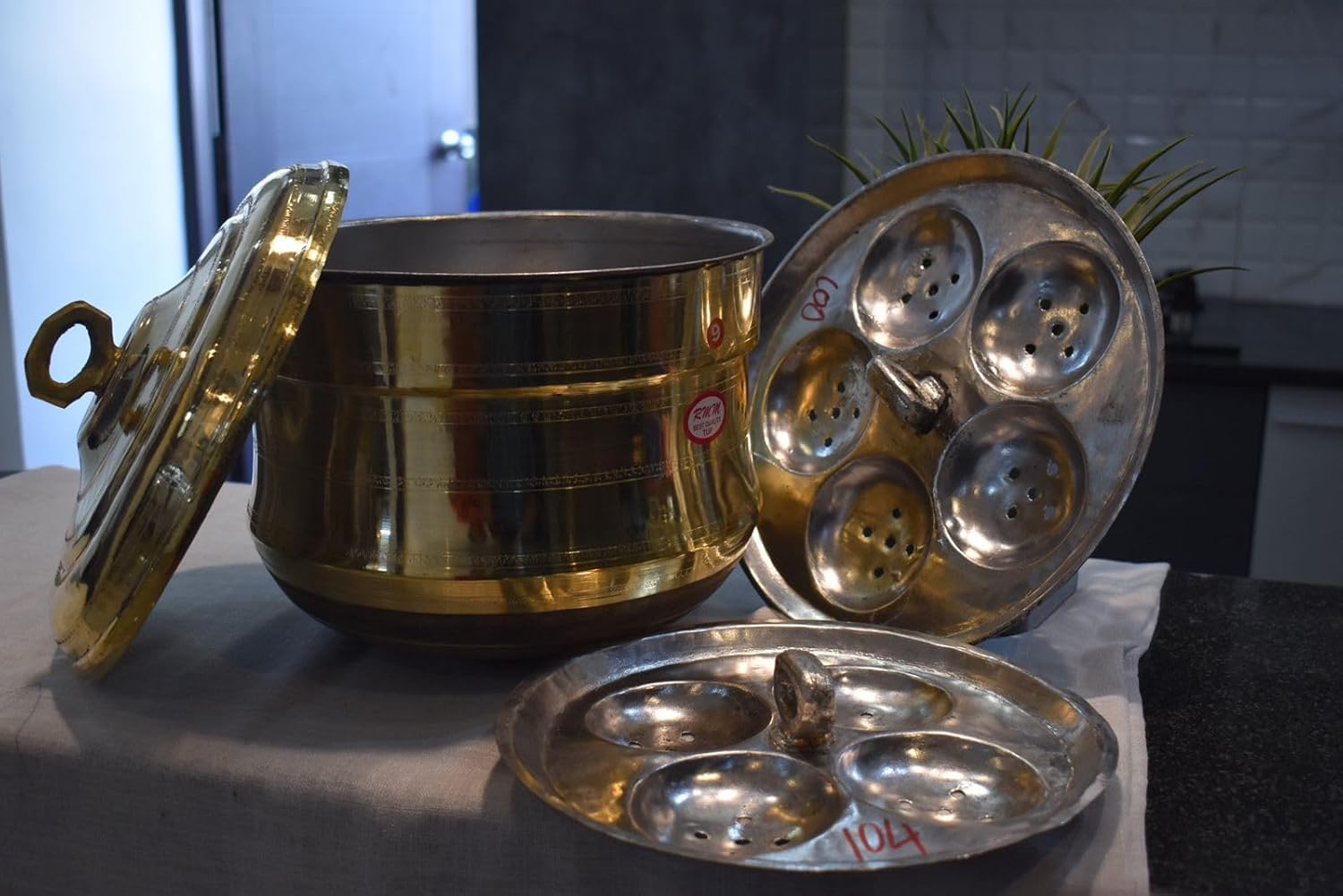 CRIYA - Pure Brass Idli Cooker with Whistle Indicator | Classic Idly ...