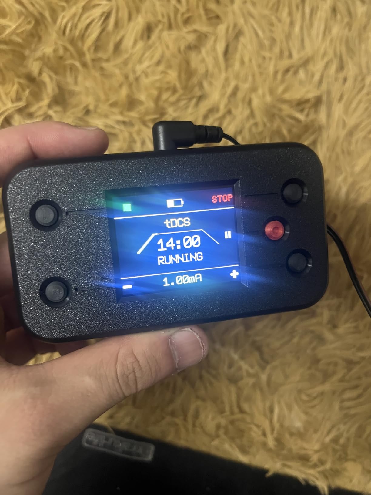 Amazon.co.jp: NeuroMyst Pro tDCSデバイスキット - デュアルDC + ACモード 大量 (4mA) 充電式 ...