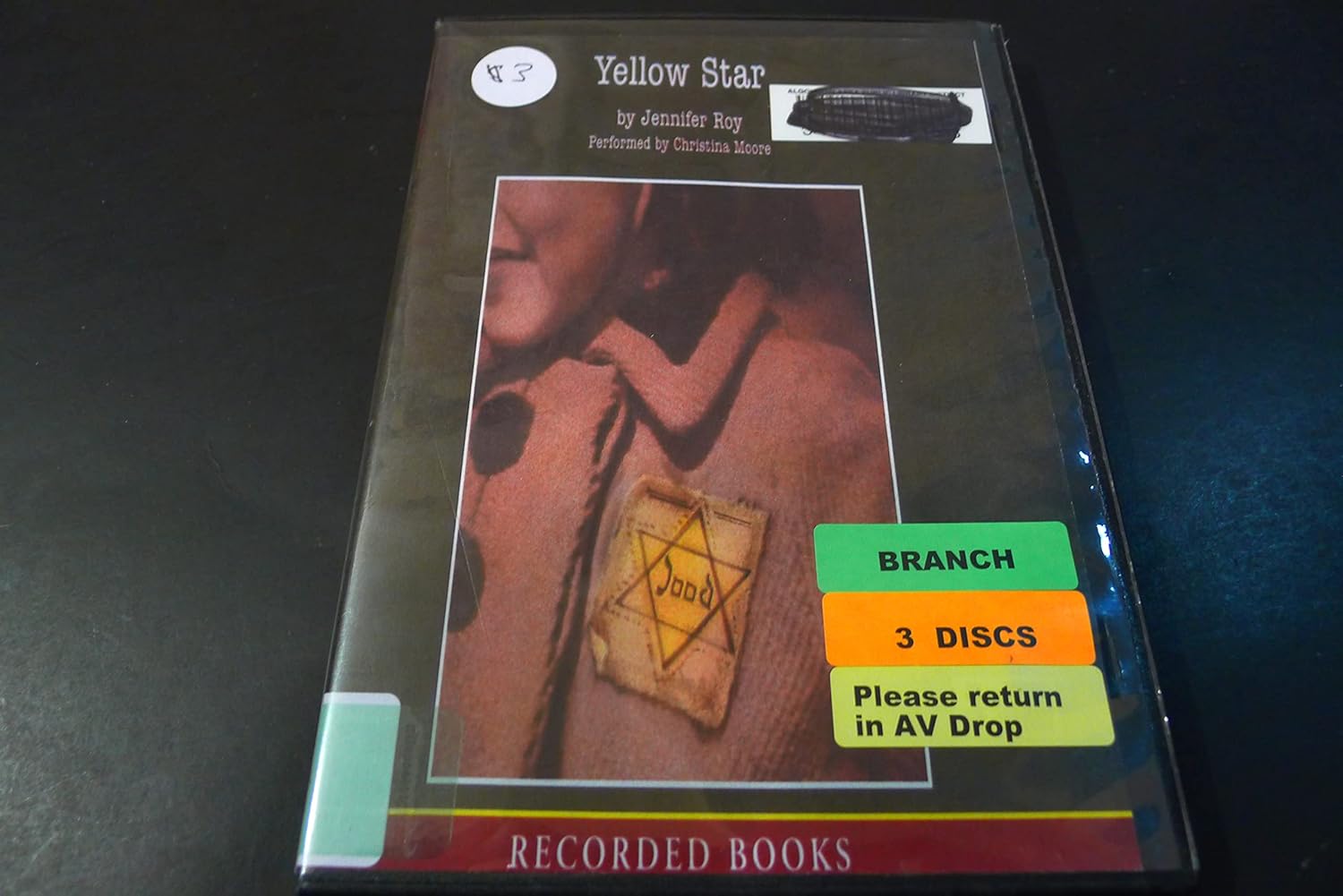 Amazon.com: Yellow Star: 9781428134126: Jennifer Roy: Books
