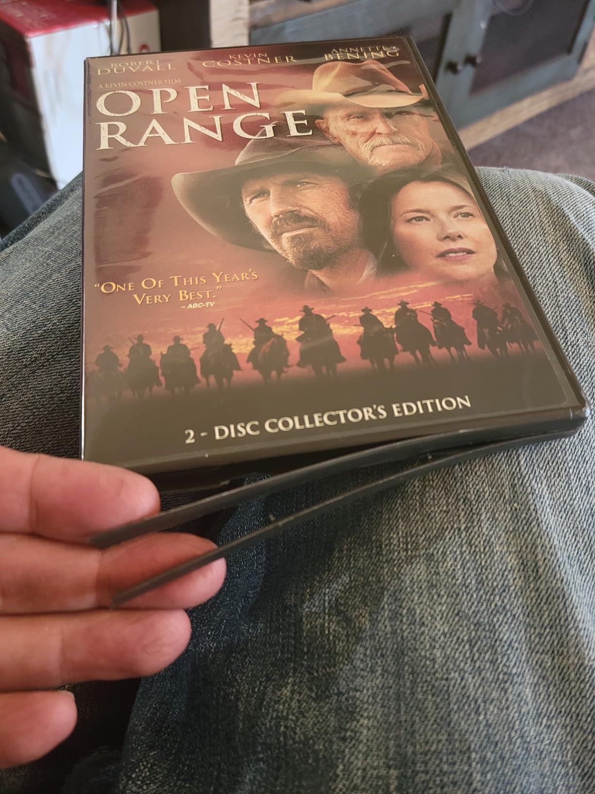 Amazon.com: Open Range [VHS] : Kevin Costner, Robert Duvall, Diego Luna ...
