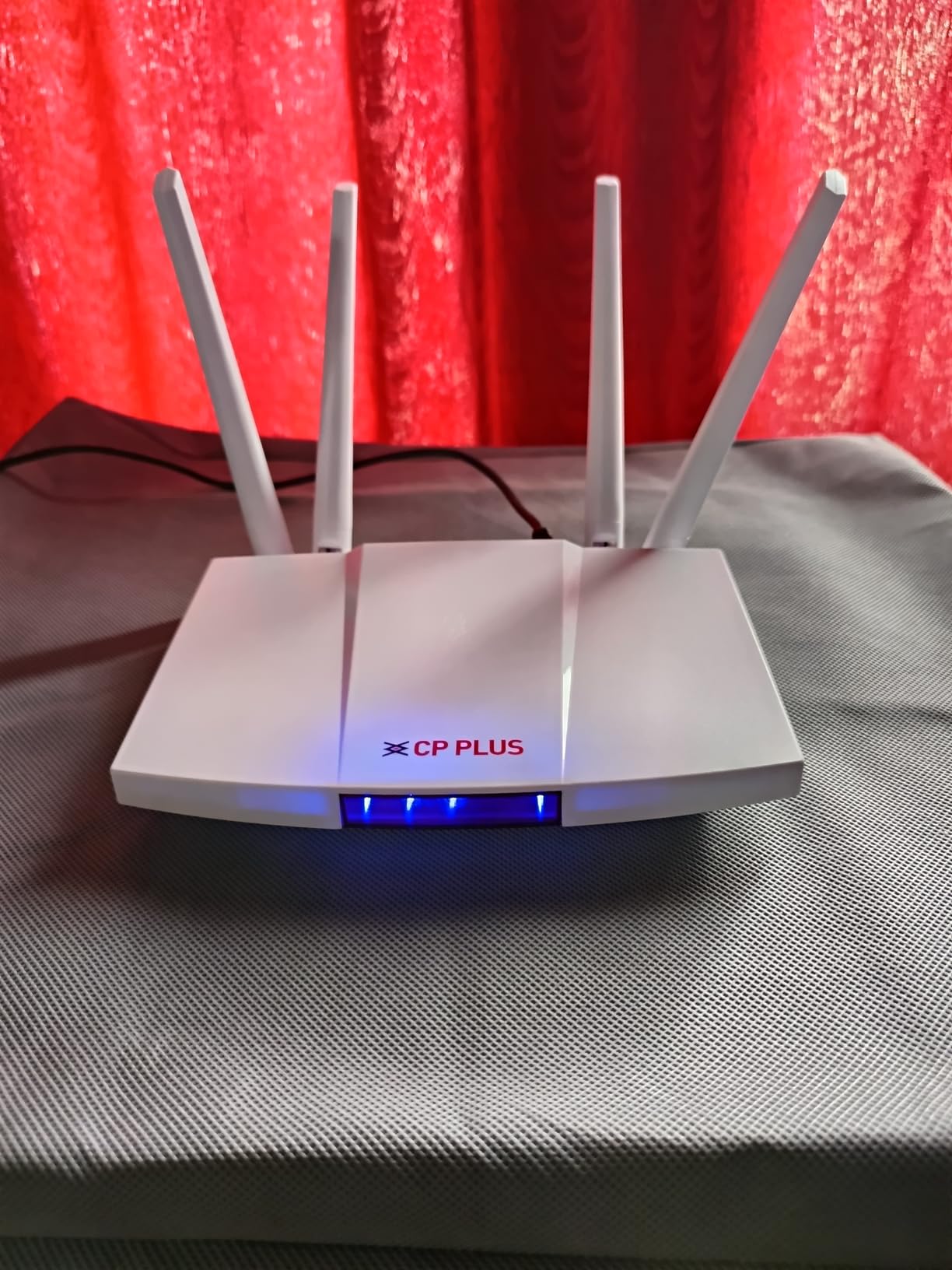 CP Plus 4G SIM Card Wi-Fi Router with High Speed 4G Internet & Wider Wi ...