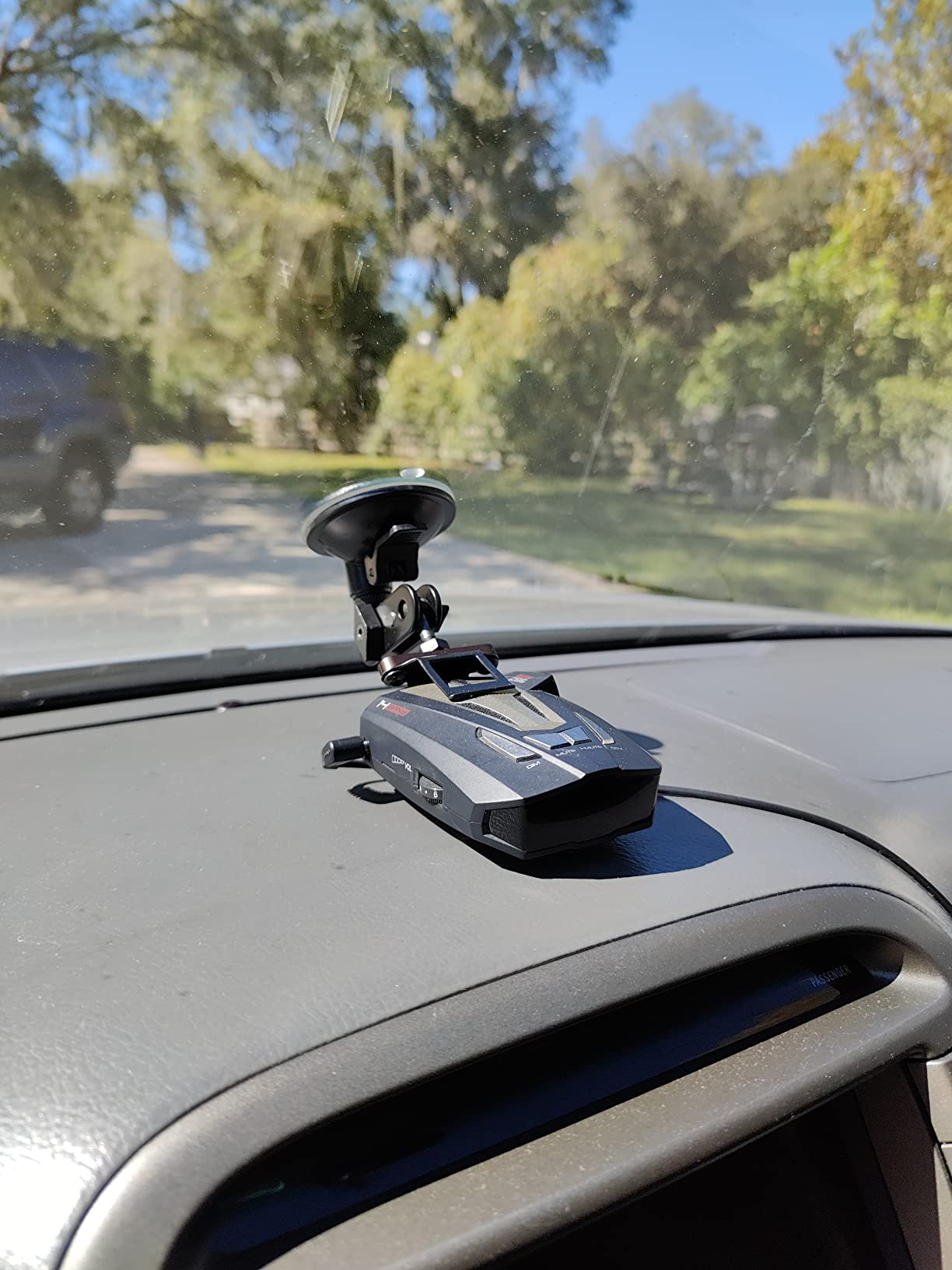Amazon.com: Suction Mount Radar Detector Bracket - Cobra XRS ESD ...
