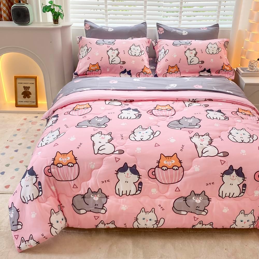 Amazon.com: Gusuhome 7 Piece Girls Cat Comforter Set Queen Size Bed in ...