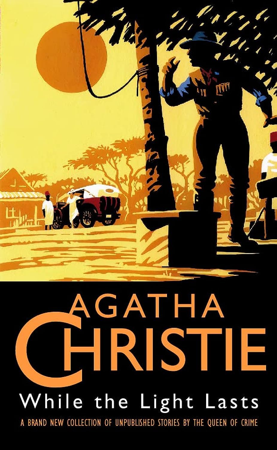 Amazon | While the Light Lasts | Christie, Agatha | Single Author