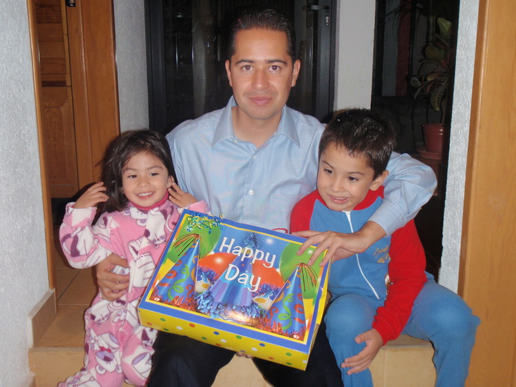 Amazon.com: Isaac Jiménez: books, biography, latest update