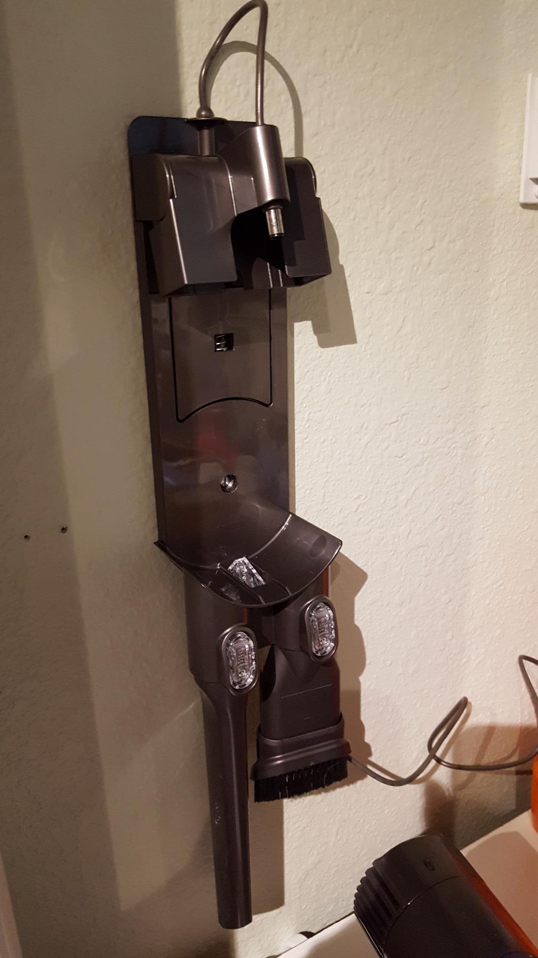 Amazon.com - Dyson Dock Assembly, Dc31/34/35/44
