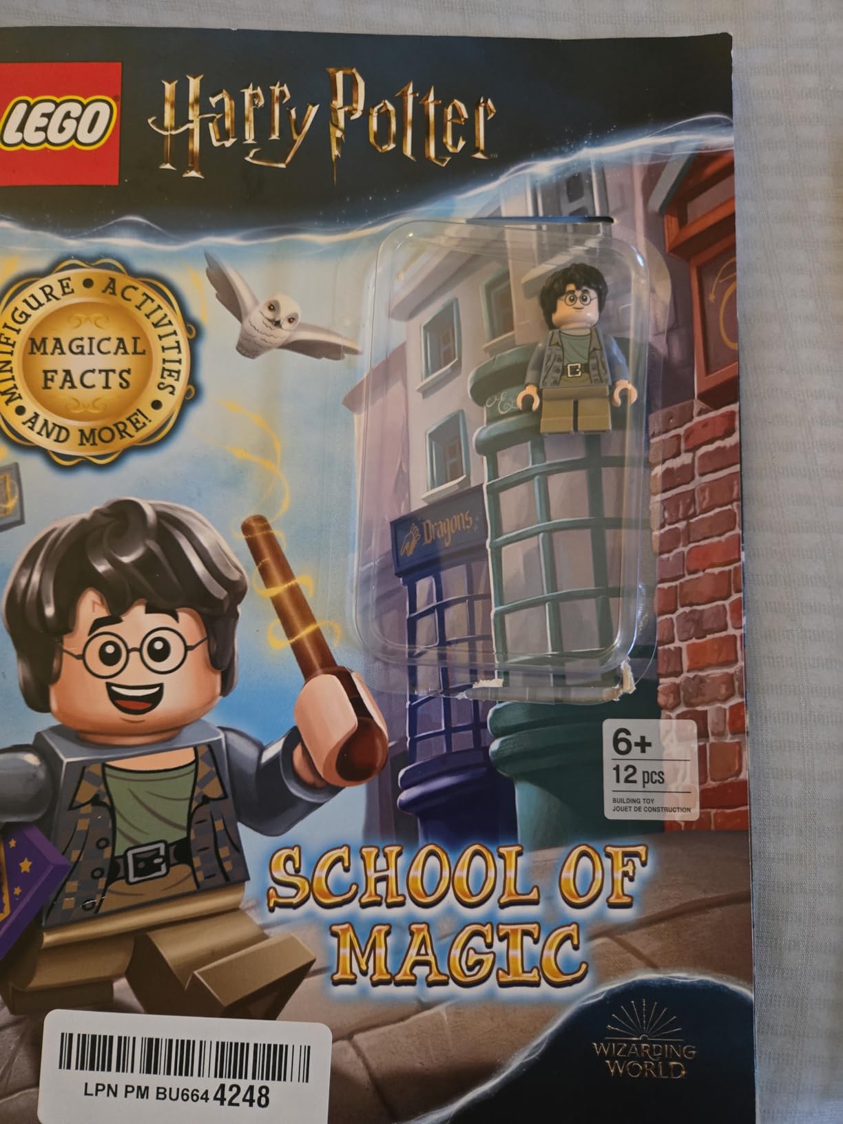 LEGO Harry Potter: School of Magic: Activity Book with Minifigure ...