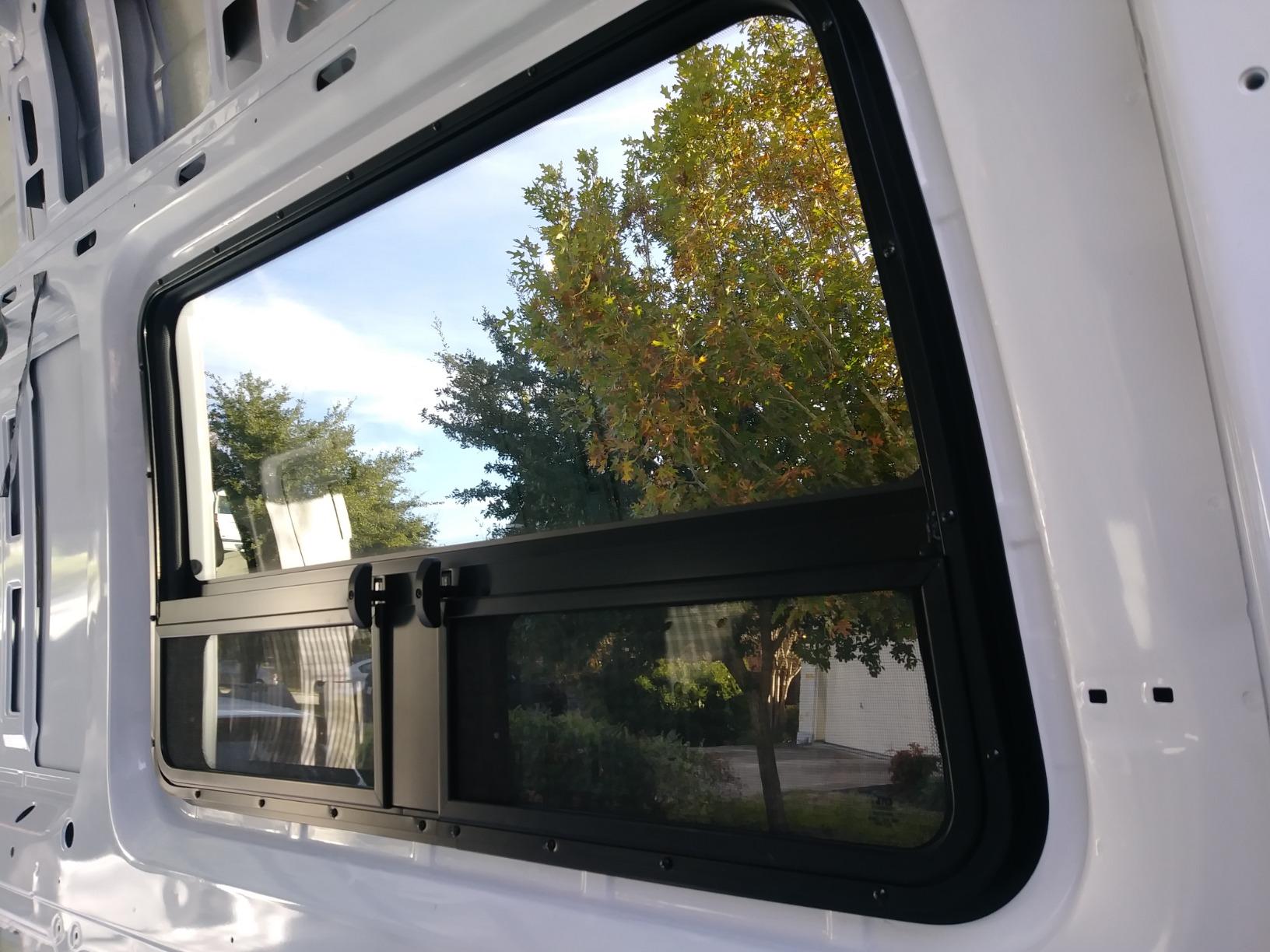 Amazon.com: CRL 2007+ OEM Design All Glass Look Sprinter Van Dual-Vent ...