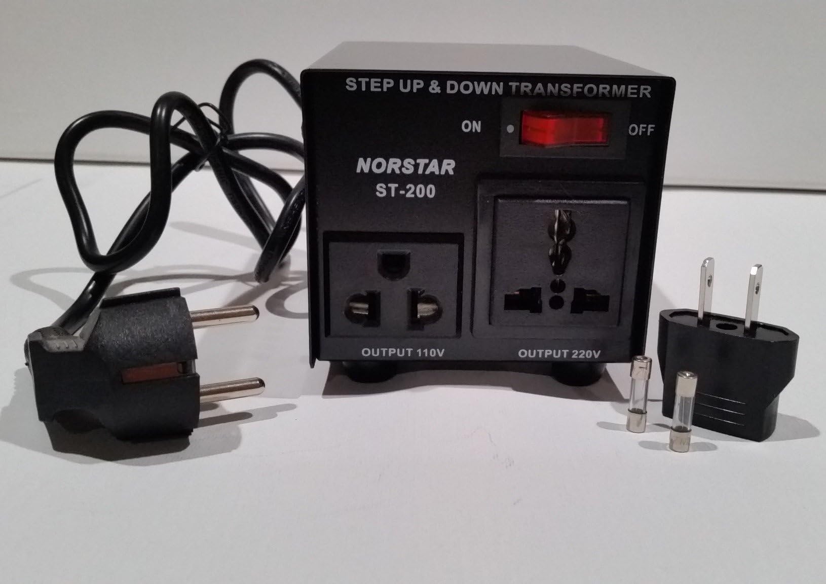 Amazon.com: Norstar 300 Watt Step Up and Down Voltage Transformer ...