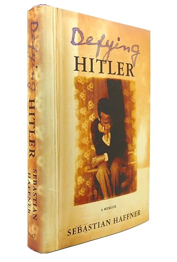 Amazon.com: Defying Hitler: A Memoir: 9780374161576: Haffner, Sebastian ...