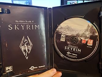 Amazon.com: The Elder Scrolls V: Skyrim - PC Legendary Edition ...