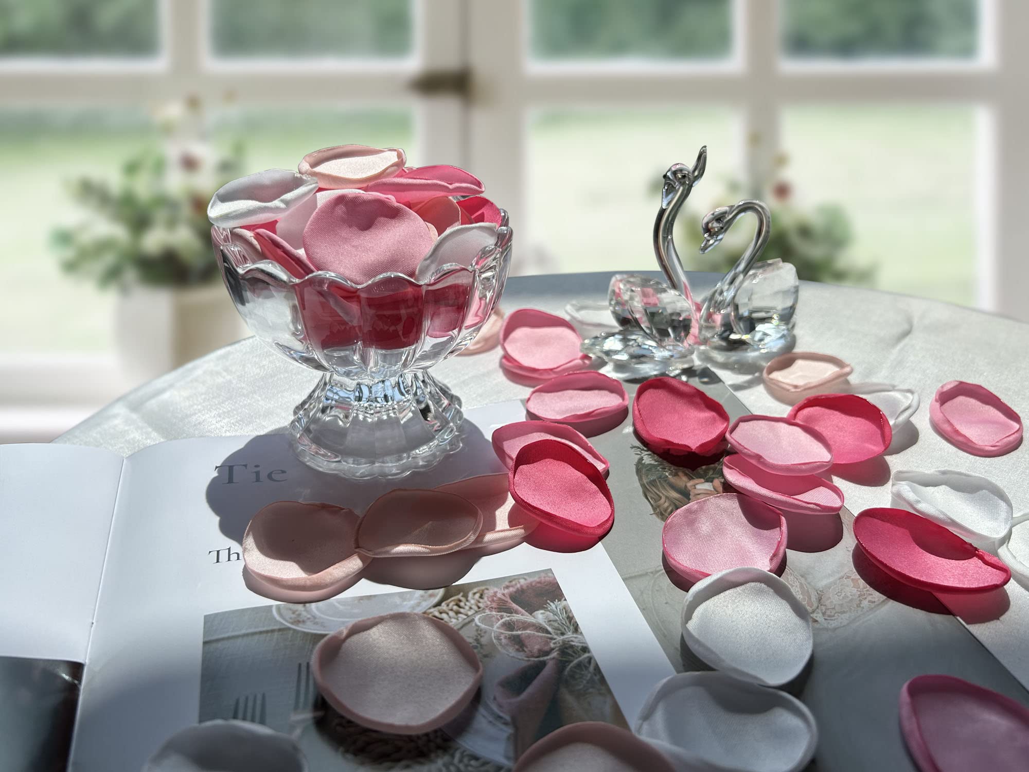 Elegant Wedding Reception Table Centerpieces Using Rose Petals 15
