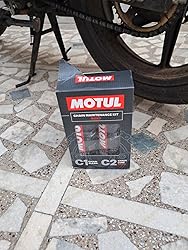 Motul Combo of C2 Chain Lube (400 ml) and C1 Chain Clean for All Bikes ...