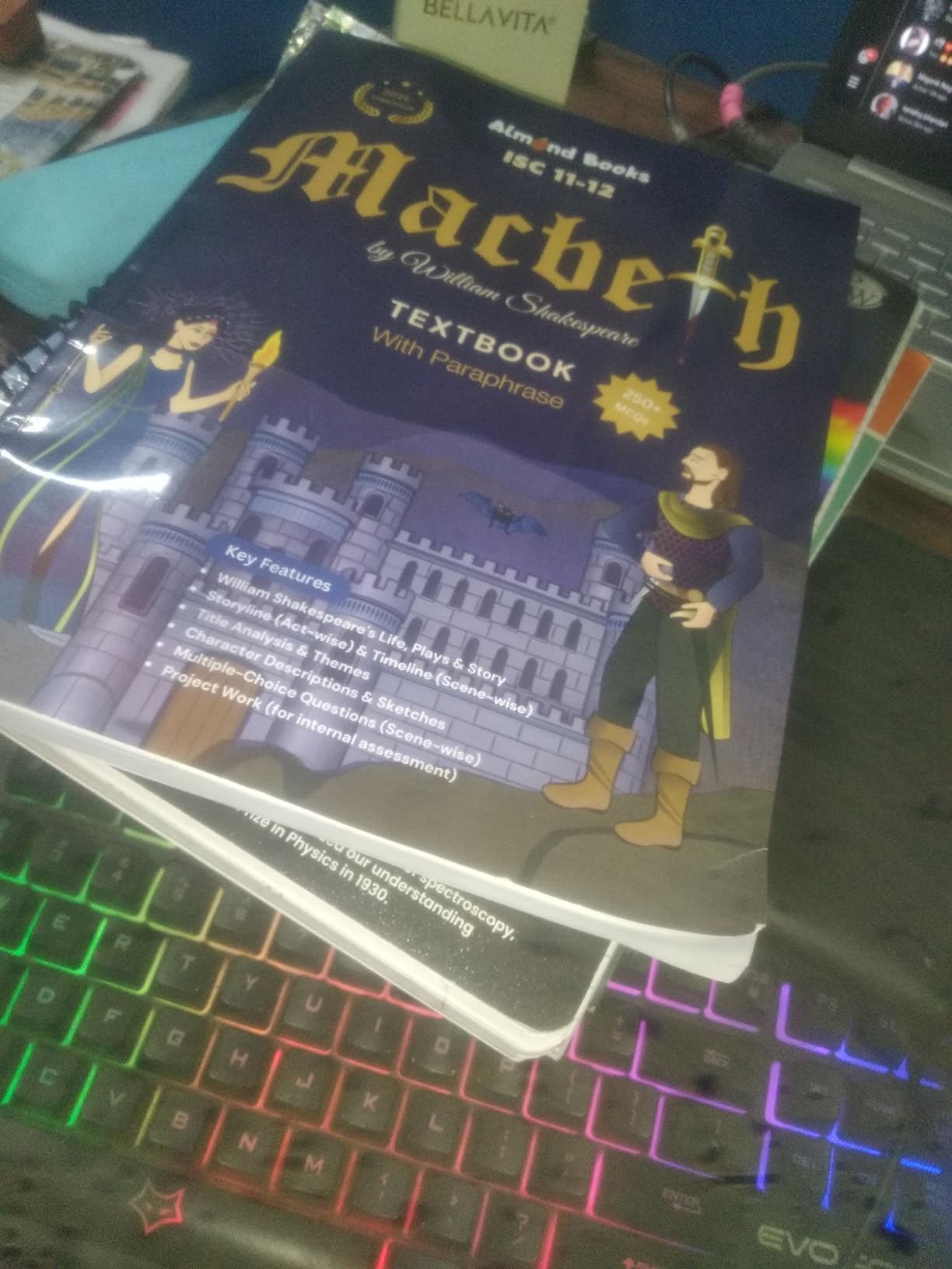 Almond Books ISC 11 & 12 MACBETH (Text With Paraphrase) English ...