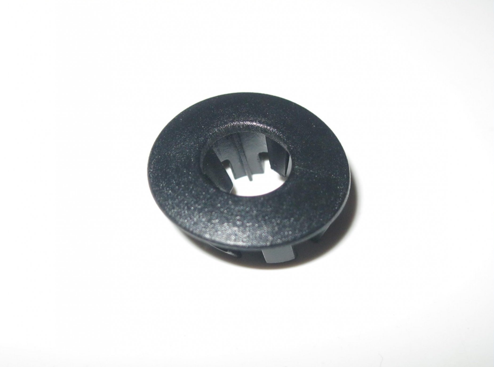 Amazon | BMW E85 E86 Door Lock Pin Post Grommet Guide Trim Bezel ...