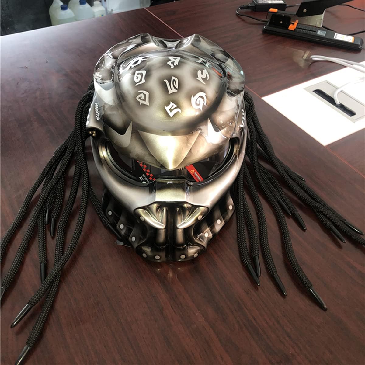 Amazon.com: XINLIFE Predator Motorcycle Helmet, Motorcycle Full Face ...