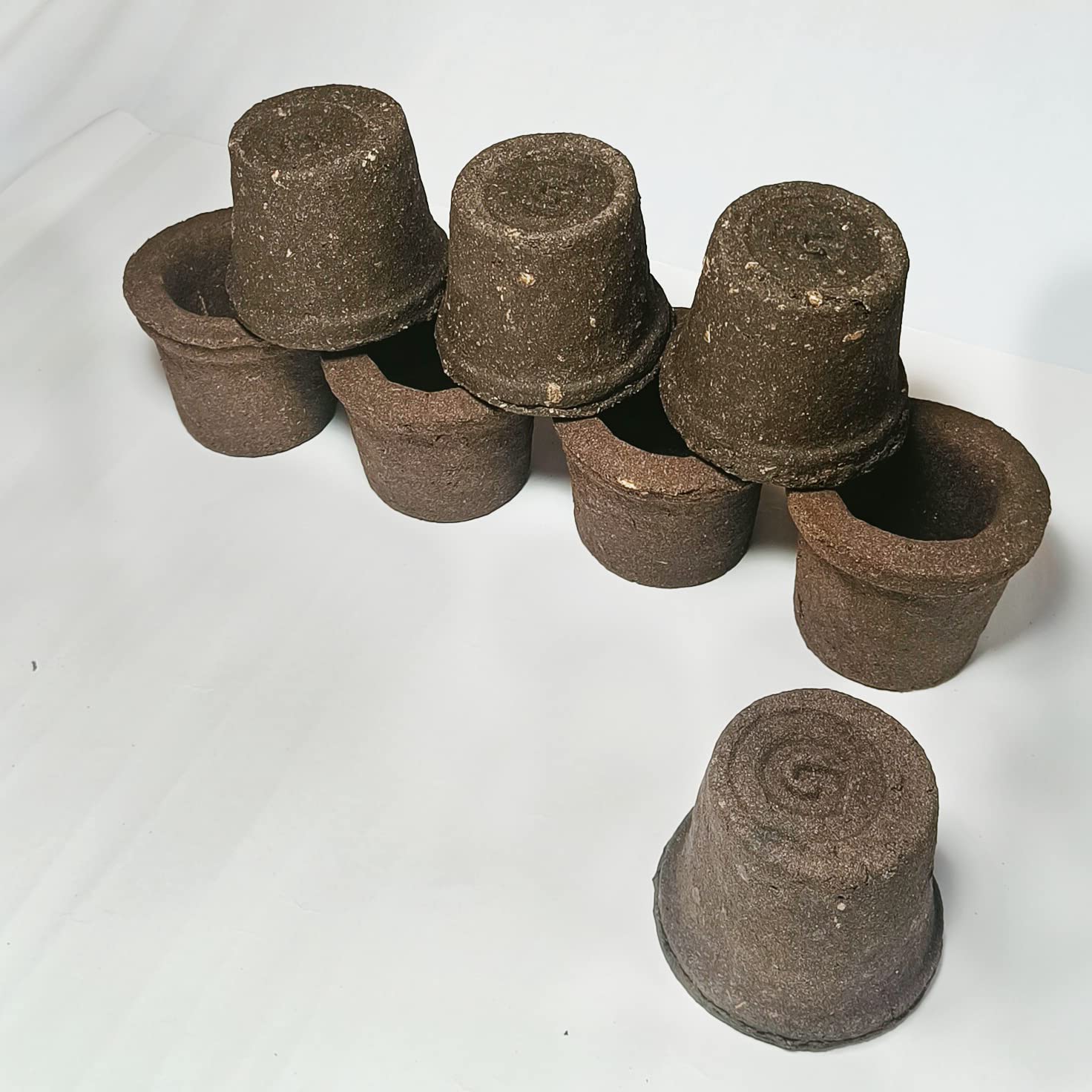 GOMEYA Mridghat Cow Dung Planters - Eco-Friendly Seedling Pots (3 Inch ...