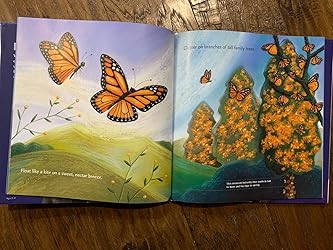 Snack, Snooze, Skedaddle: How Animals Get Ready for Winter: Salas ...