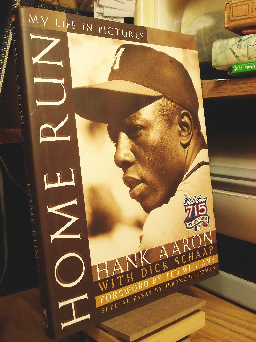 Amazon.com: Home Run: My Life in Pictures: 9781892129055: Aaron, Hank ...